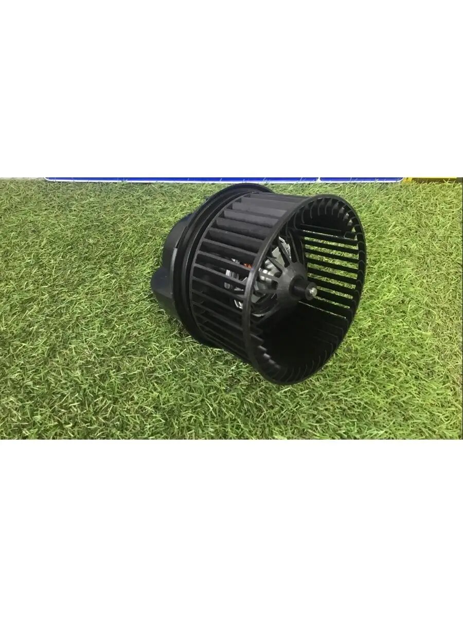 Вентилятор отопителя салона мотор печки Ford Focus 2