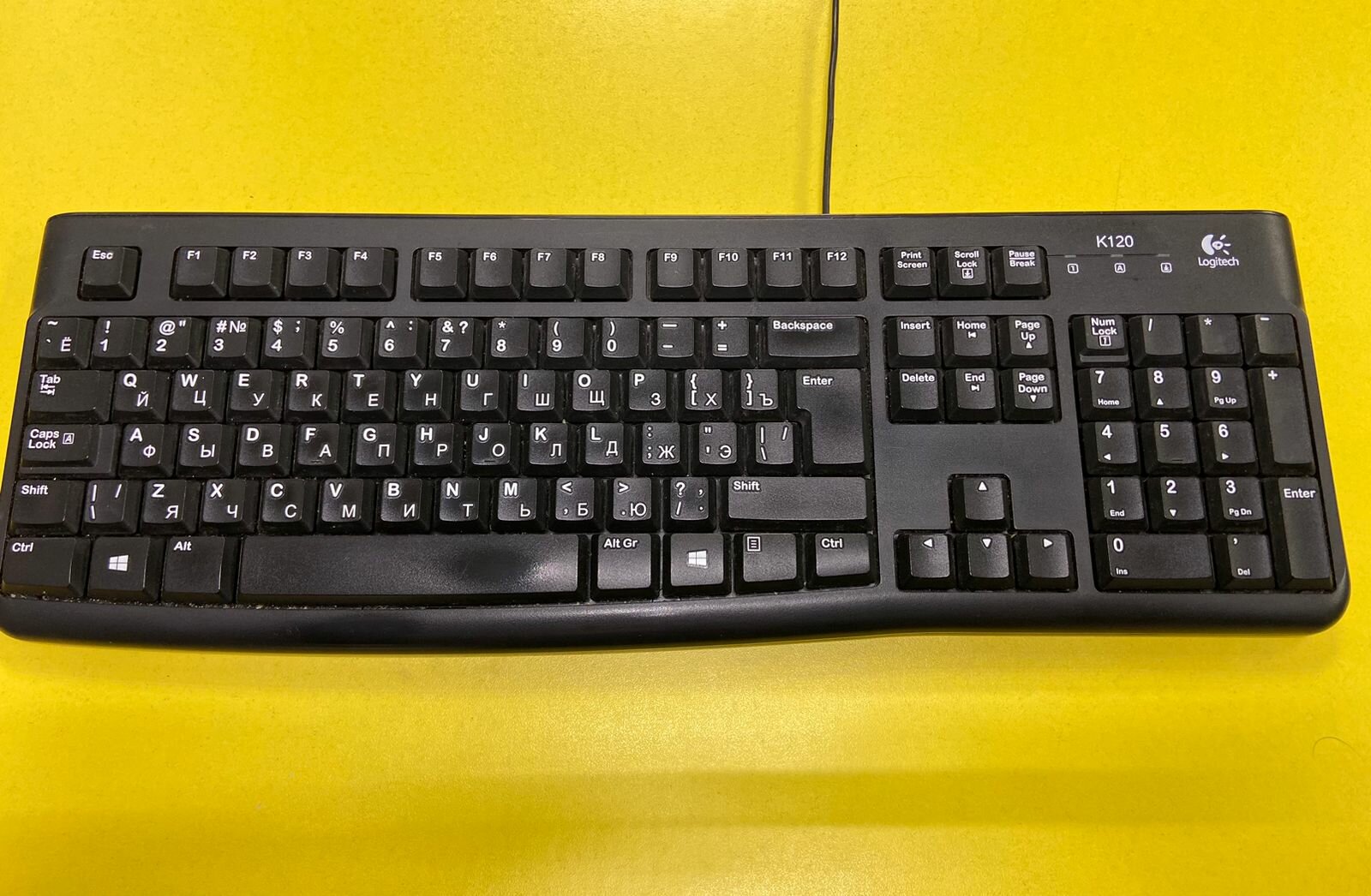 Клавиатура Logitech Keyboard K120 EER Black USB черный, русская