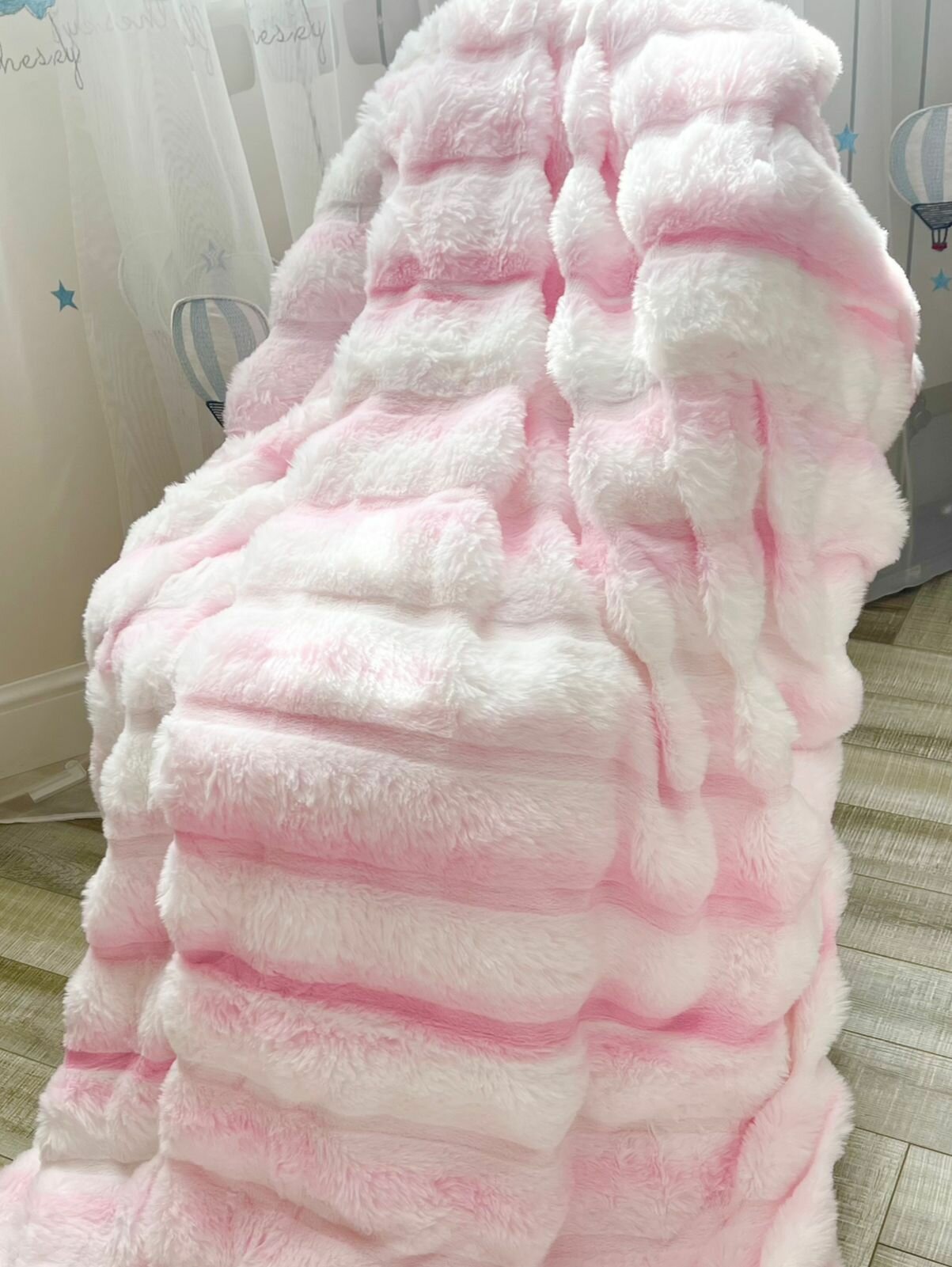 Плед 200х230 на диван теплый двухспальный мягкий розовый