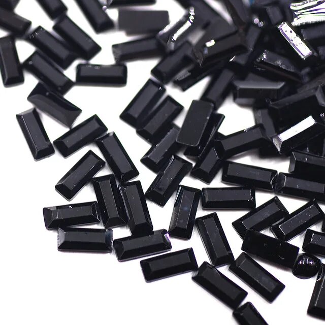 Стразы Hisenlee разноцветные плоские прямоугольные 3*7 мм 1000 шт Черный, Black