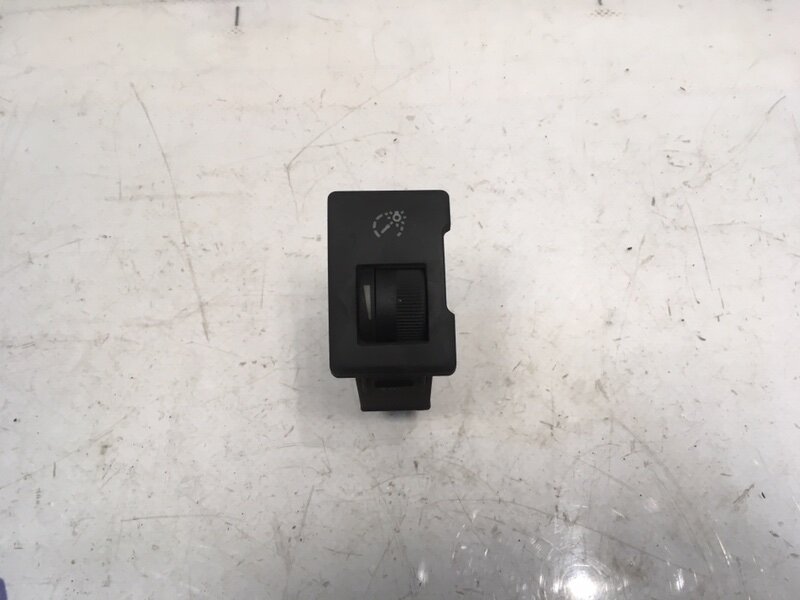 Б/У кнопка регулировки подсветки приборов Geely Emgrand EC7 2013 FE-1 JL4G150 32205 GEELY арт. 1067001074, 06701072