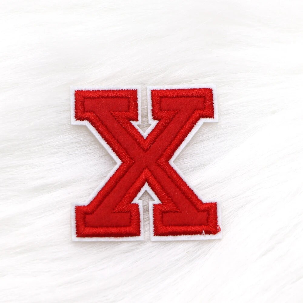 Нашивки с красными буквами для вышивки Красный, X