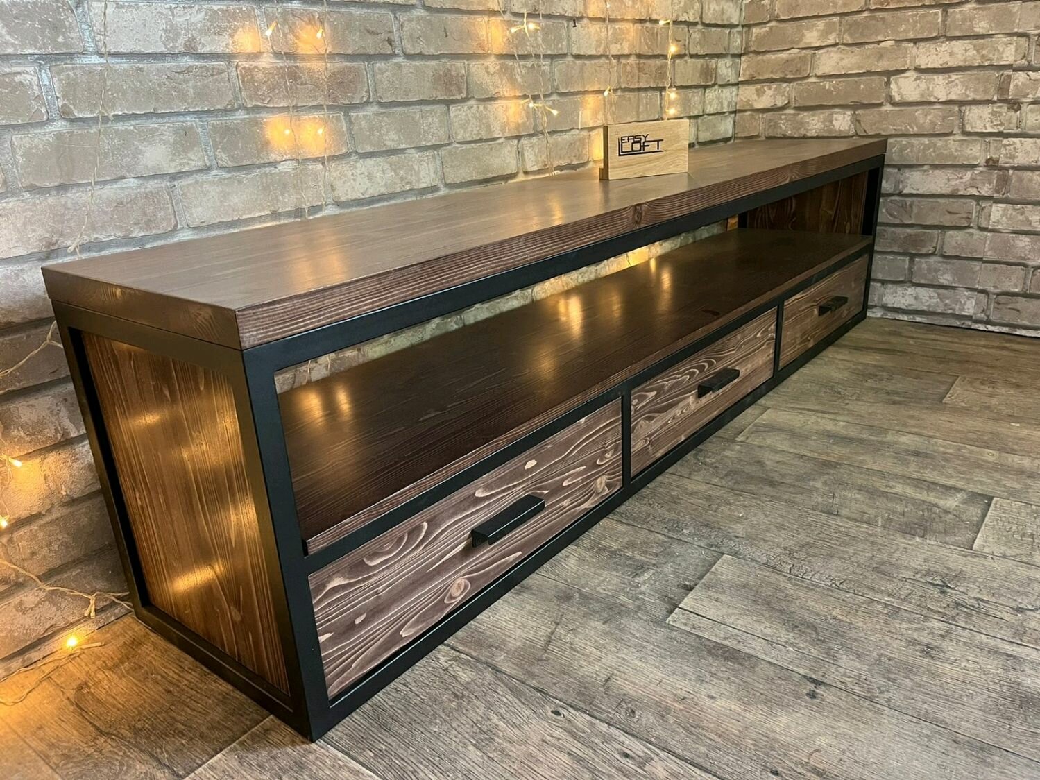 Тумба лофт под телевизор Raka-06, в гостиную, для дома и офиса, с размерами 200х50х40 см