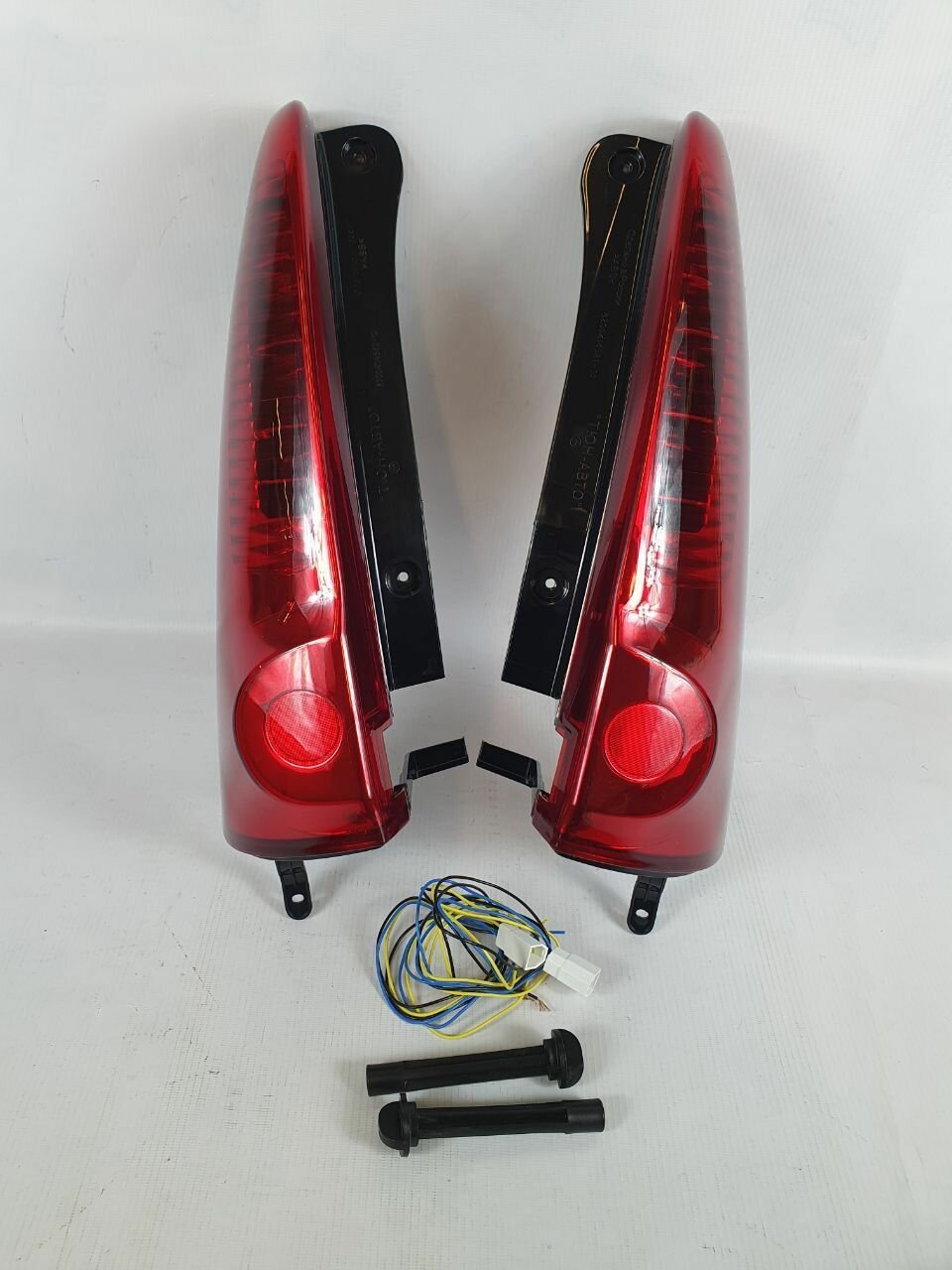 Фонари LED дополнительные задние CLASSIC EDITION на Ларгус