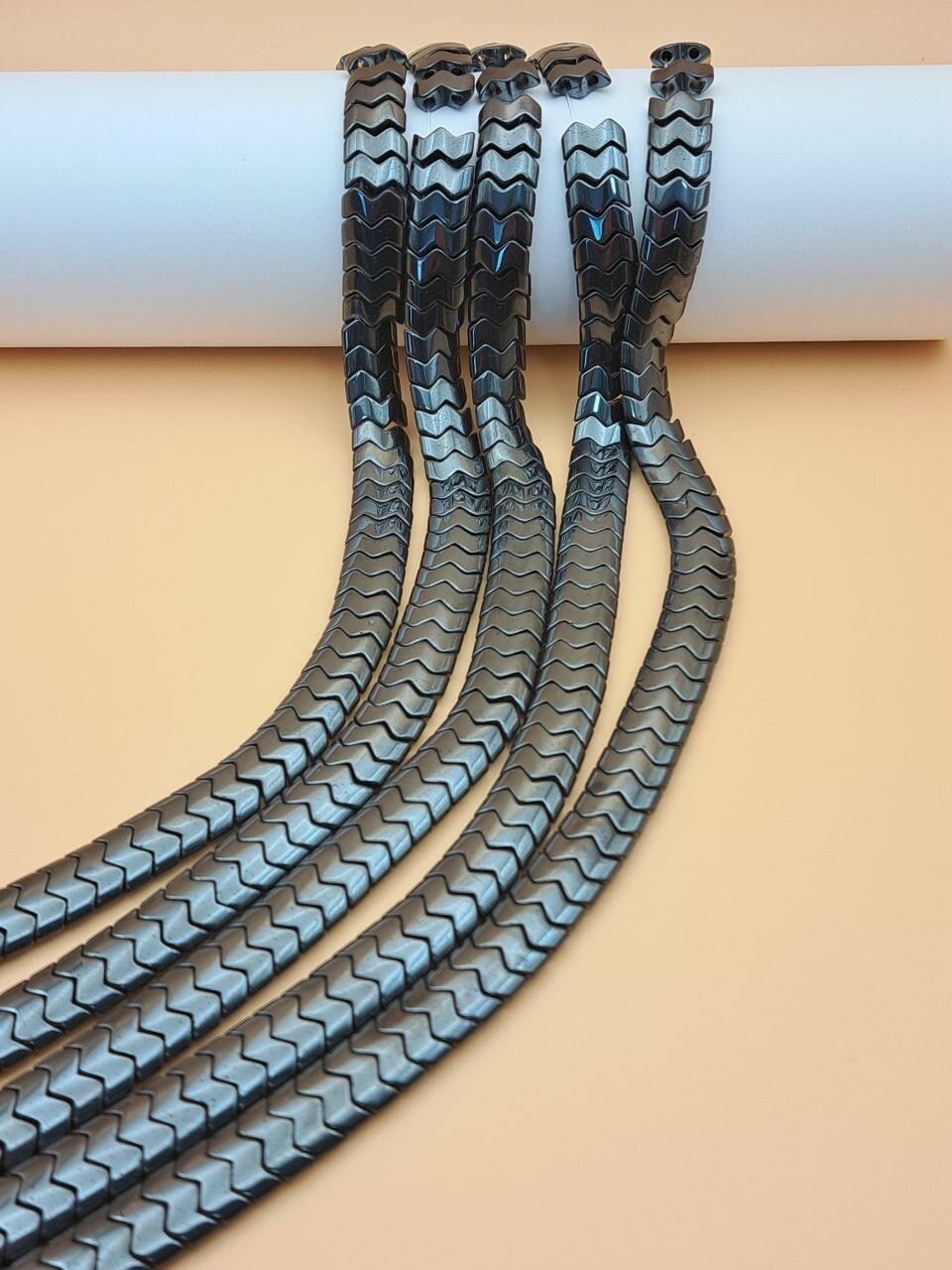 Бусины для рукоделия из натурального камня Гематит