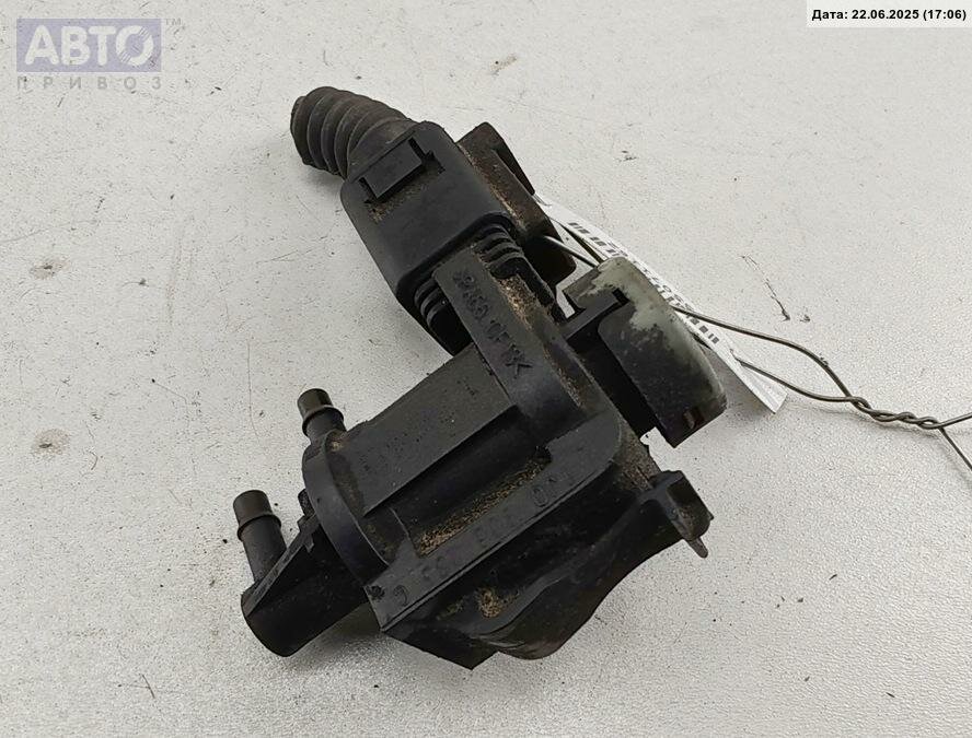 Клапан воздушный Audi A6 C5 (1997-2005)