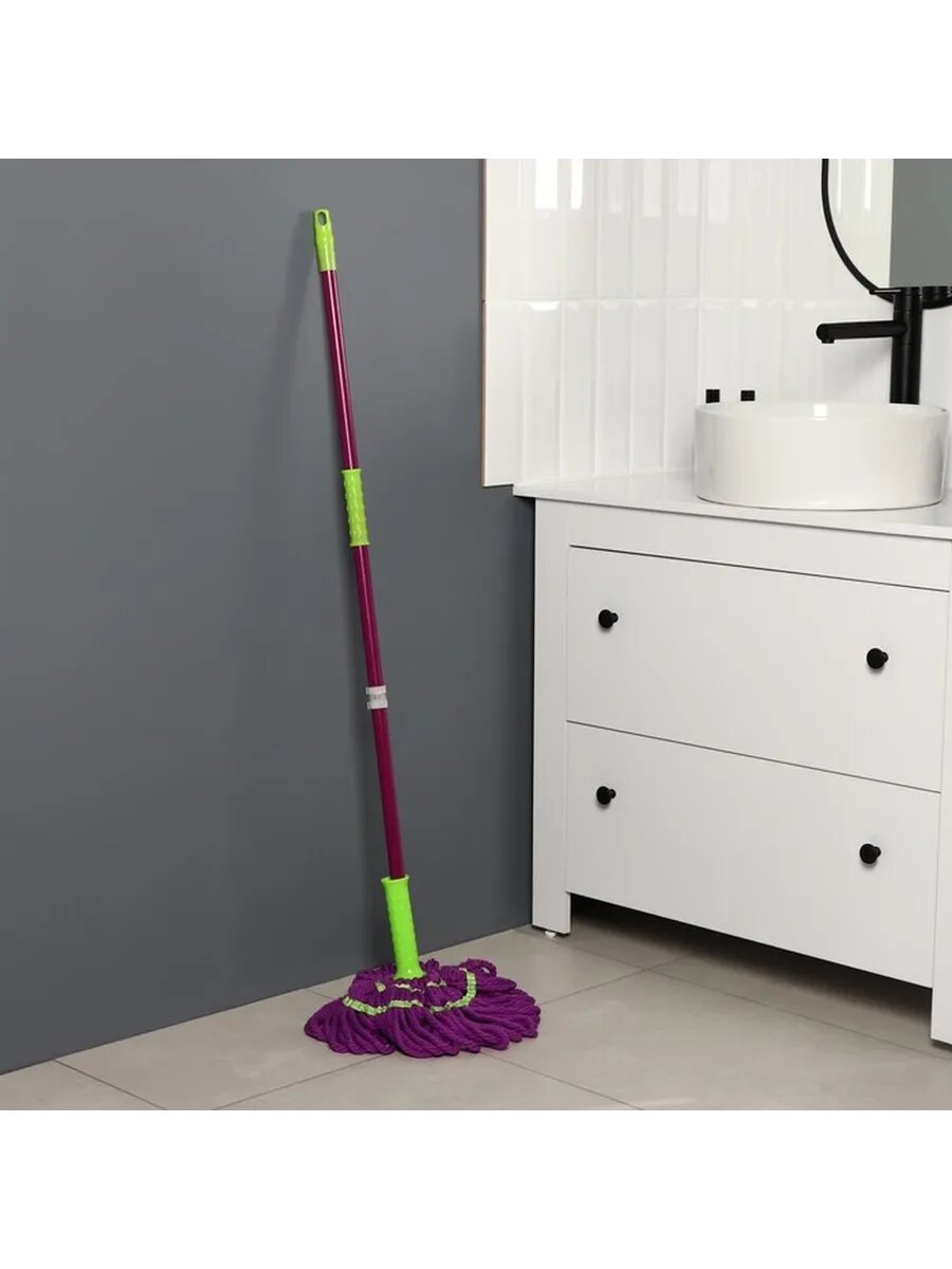 Универсальная швабра с микрофиброй и отжимом