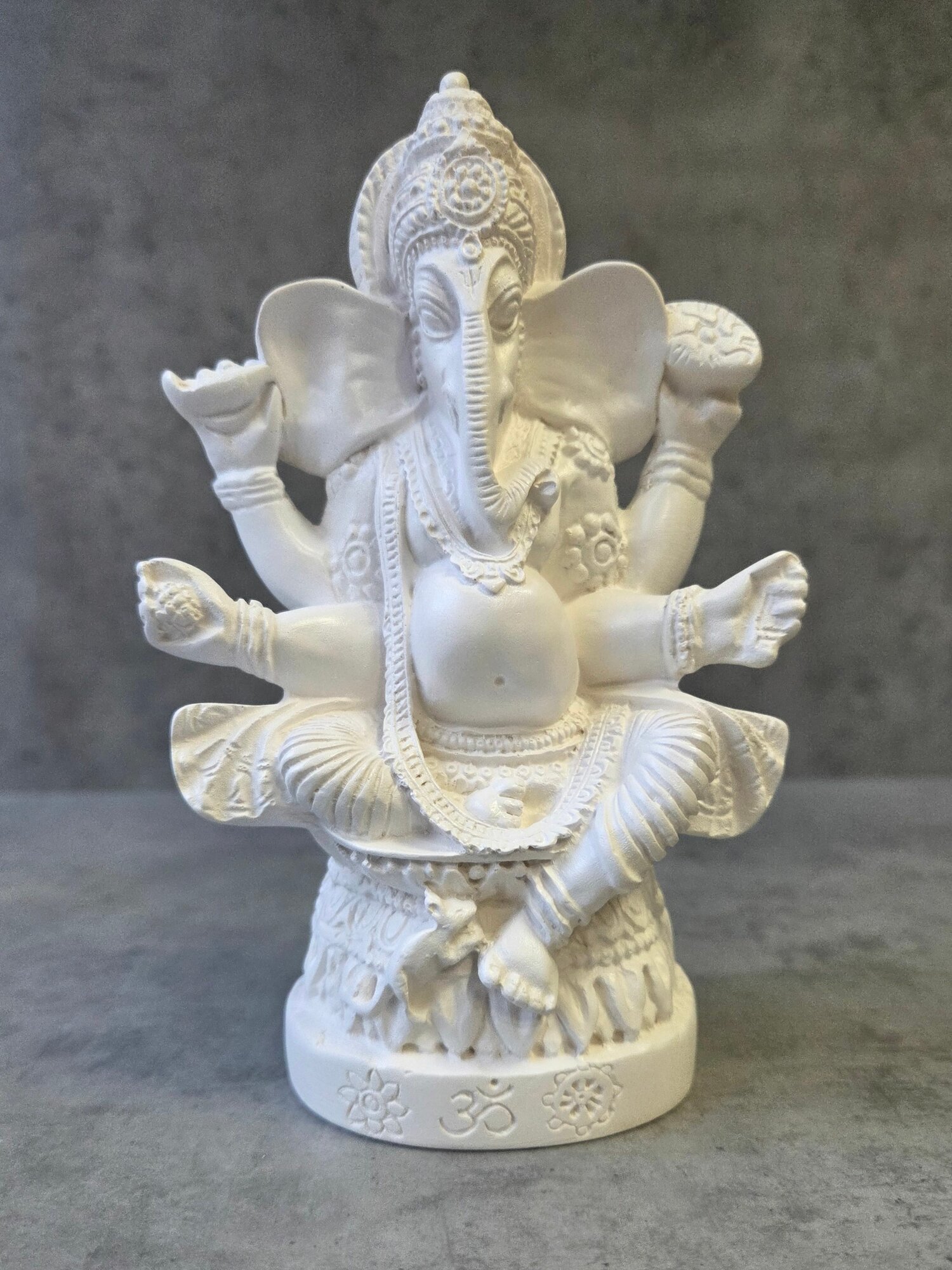 Статуэтка Ганеша (Бог Слон), 16,5см. Белый, гипс