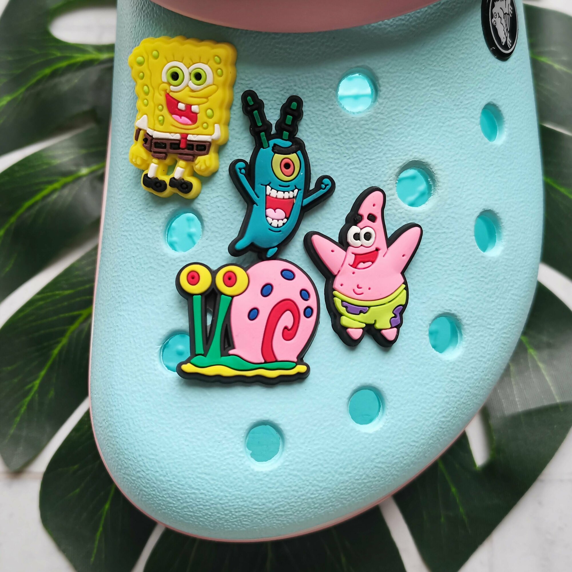 Джибитсы для Crocs Спанч Губка Боб мультяшки для детей