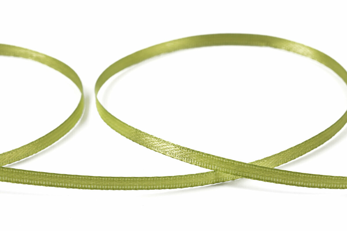 Лента атласная 3 мм (1/8 ") Gamma AL-3P двухстор. 91.4 м №055 болотный