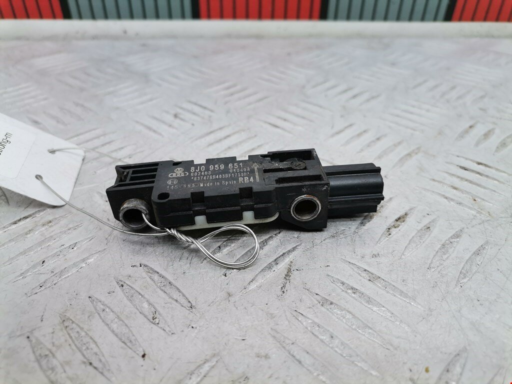 Датчик удара Audi A3 8P 8J0959651 арт. 2044341