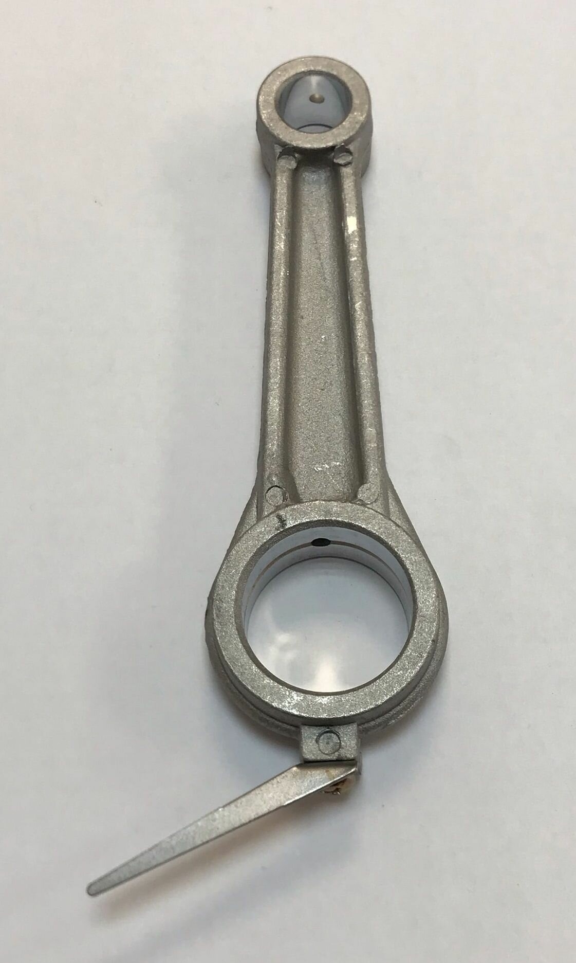 Шатун компрессора ременного сборный