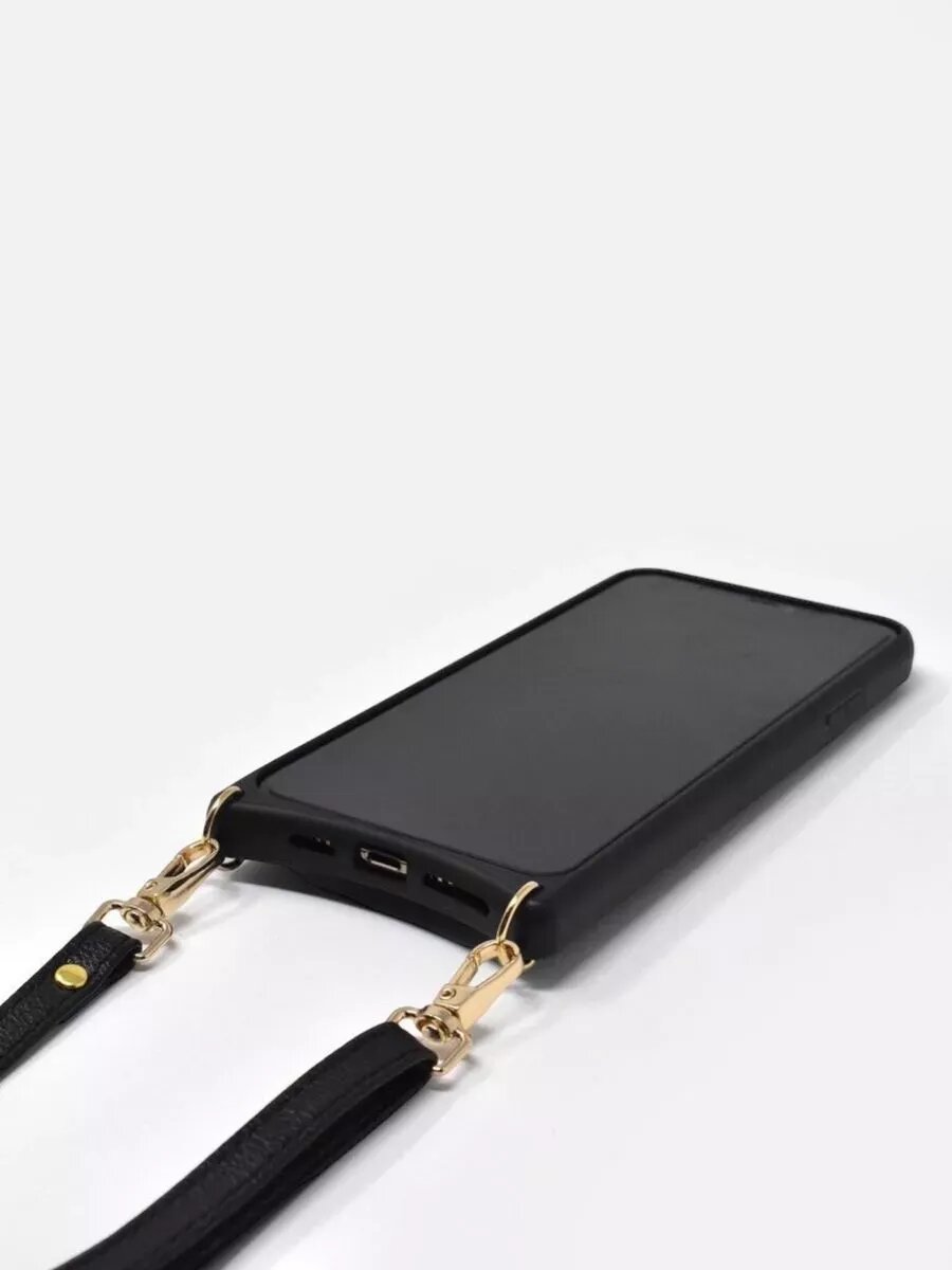 Чехол на iPhone 16е с картой и ремешком