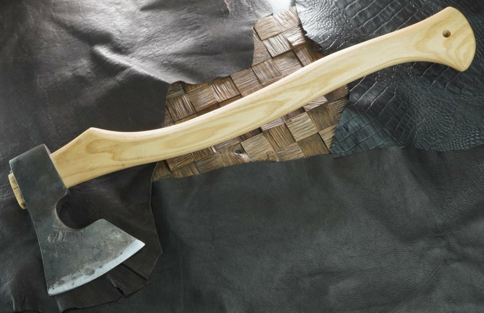 Мастерская Берест топор Берест большой