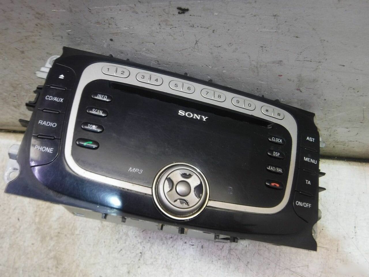 Магнитола Ford Focus II (2005—2008)