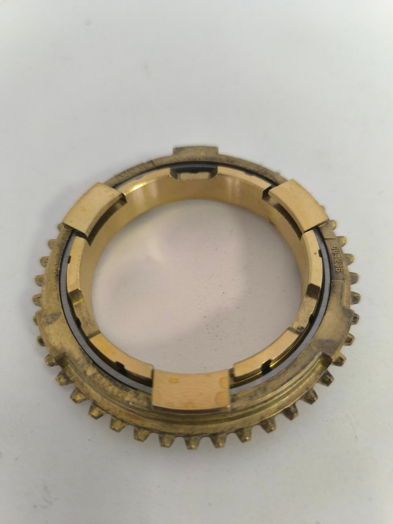 Кольцо блокирующее синхронизатора 1-ой и 2-ой передачи Ларгус КПП JH5