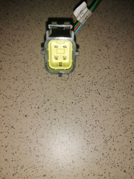 Разъем-соединитель жгутовой (054) на генератор Крайслер 56044532AD