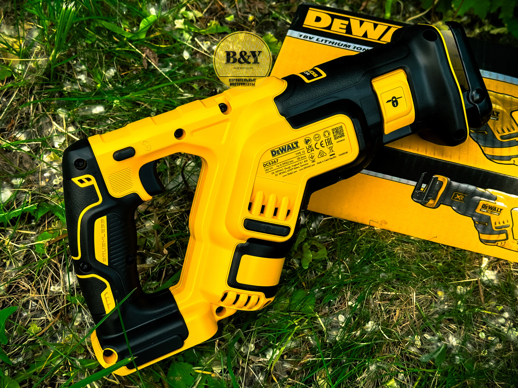 Аккумулятoрная сабельная пила DeWalt DCS367N 18В — фото 1