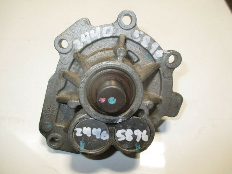 Помпа 24405895 24405896 Шевроле Круз Орландо Астра H-J 1,6-1,8л 16V Авео 1,4л - без шкива