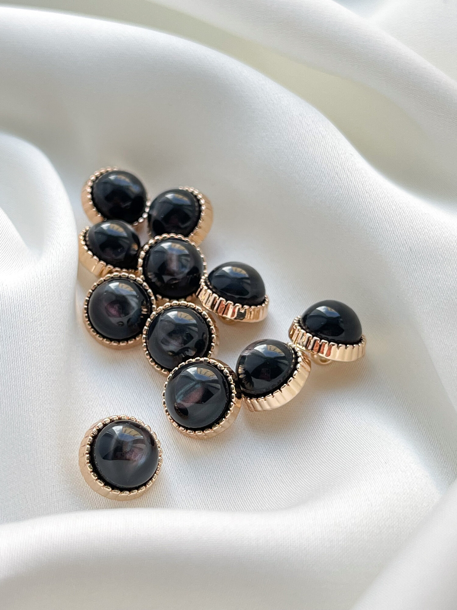 Пуговицы металлические на ножке 10 мм. 10 штук