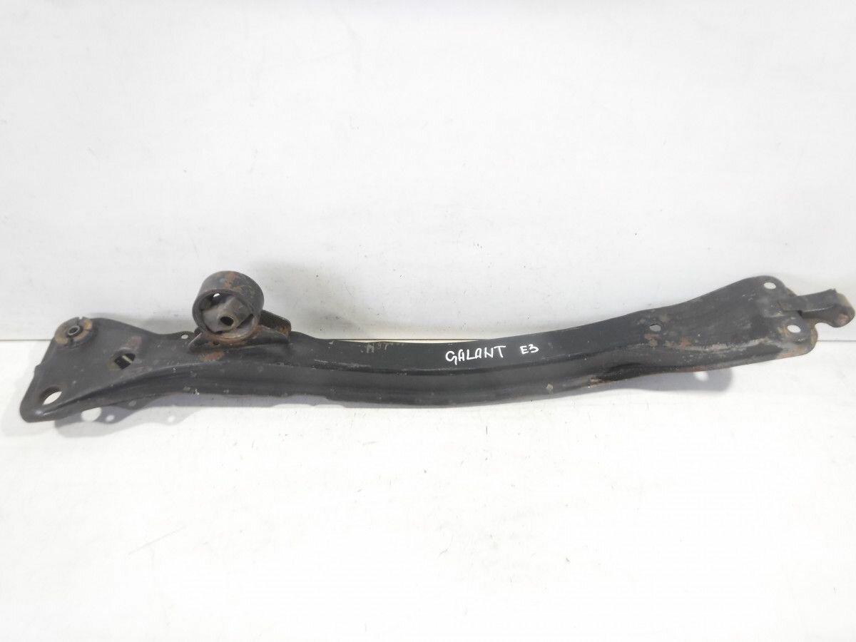 Балка передняя продольная Mitsubishi Galant VI (1987—1992) MB518200