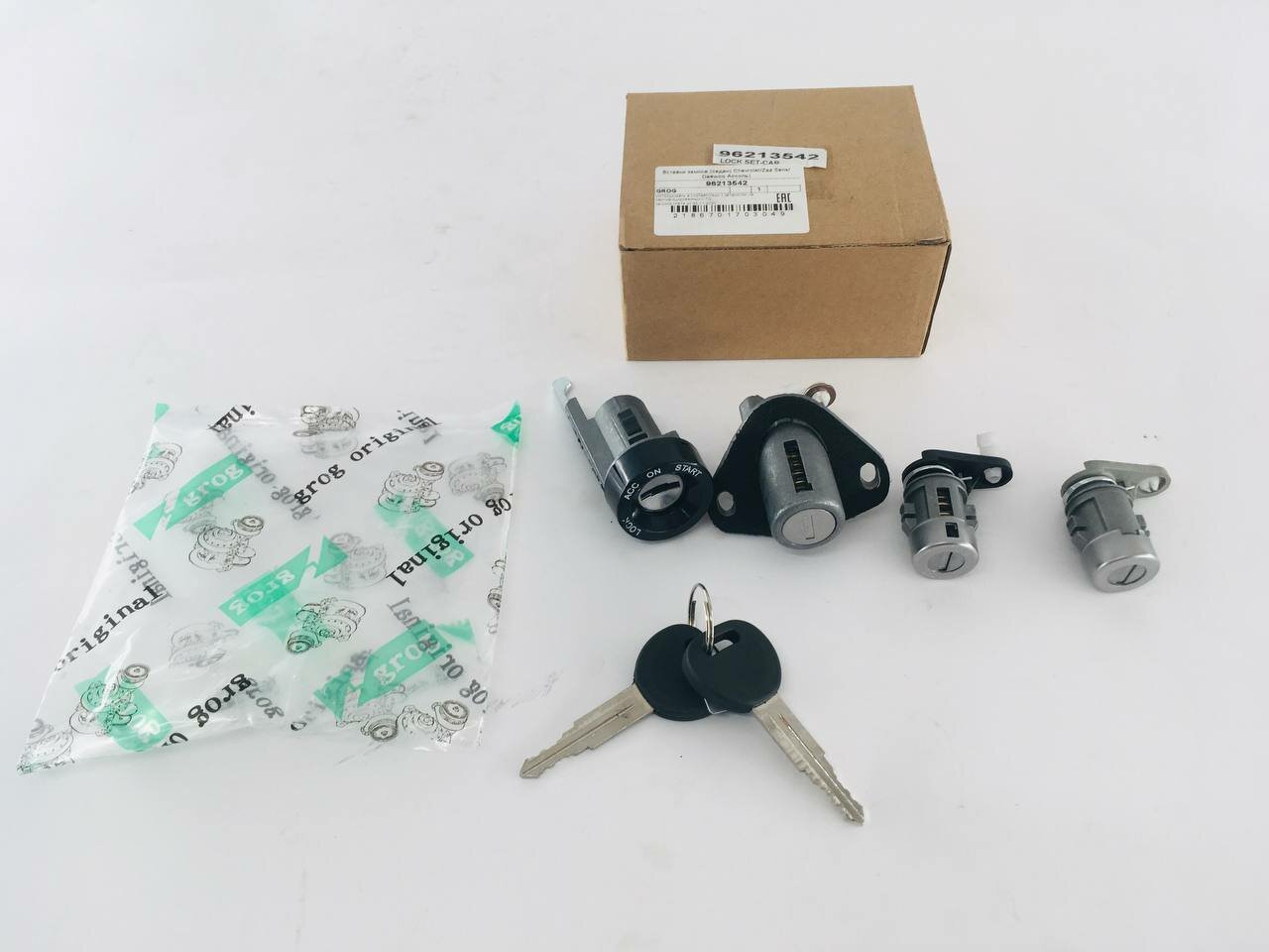 Вставки замков GROG (седан) Chevrolet / Zaz Sens / Daewoo / Ravon Lanos / Sens / Шевроле / ДЭУ / Равон / ЗаЗ Ланос Сенс 96213542