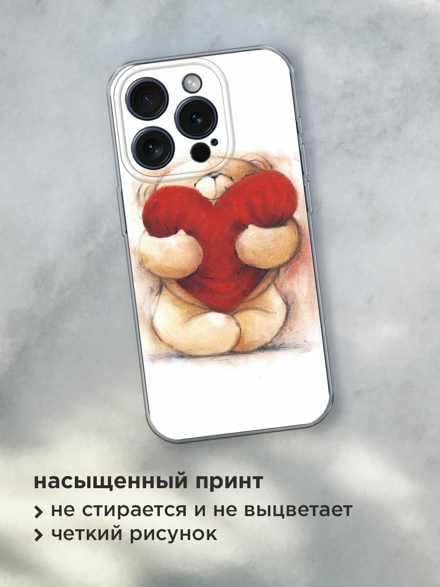 Чехол на Apple iPhone 15 Pro / Айфон 15 Про с принтом "Мишка с сердцем 1" — фото 1