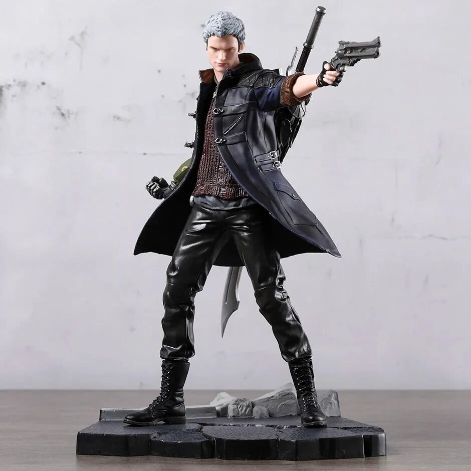 Статуэтка Неро из Devil May Cry 5 Фигурка коллекционная на подставке — фото 1