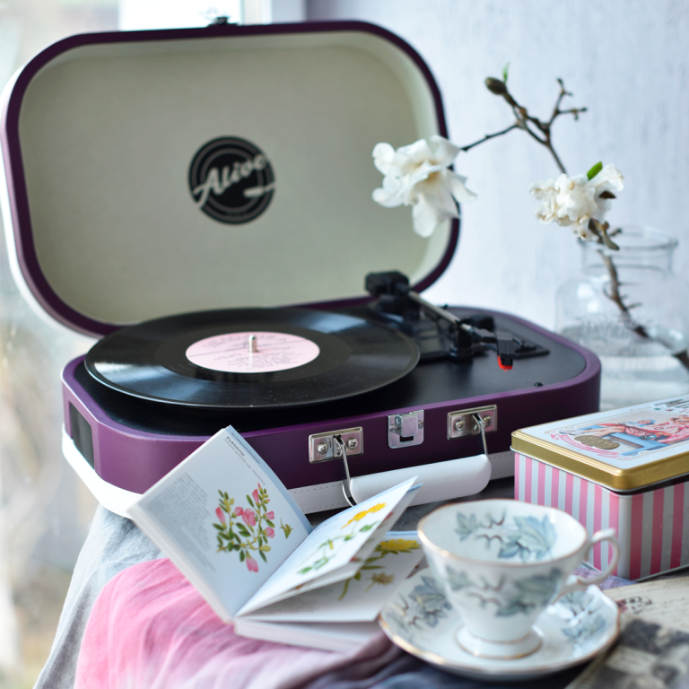 Виниловый проигрыватель Alive Audio Vintage c Bluetooth Sunshine Coast ...