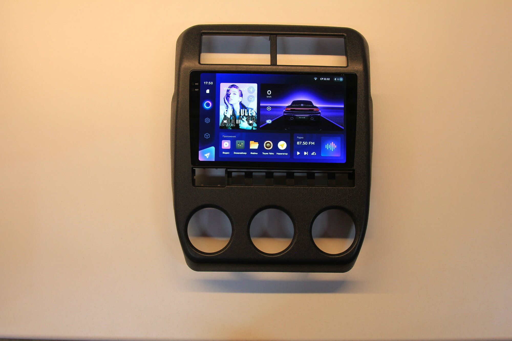 Магнитола TEYES LADA NIVA URBAN 2014+г. CC3 2K 4/32ГБ