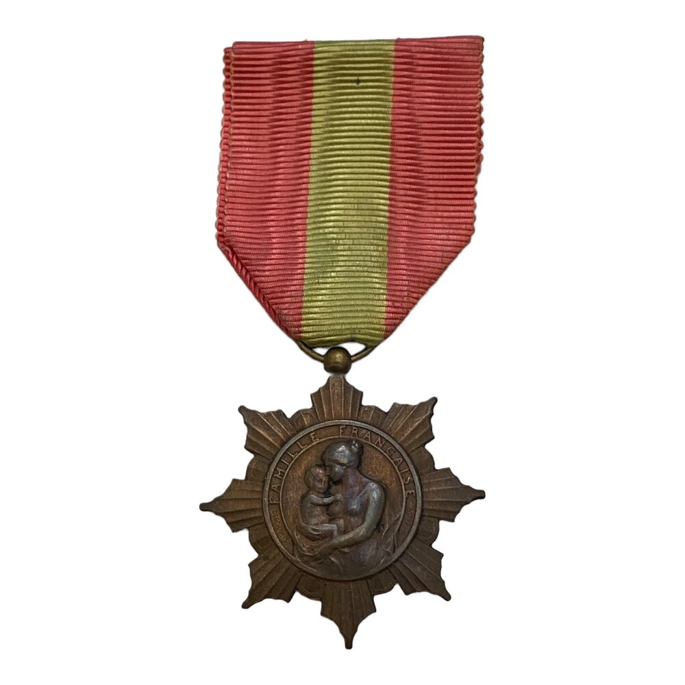 Франция, медаль "Французской семьи" 1 тип бронзовая степень 1920-1985 гг.