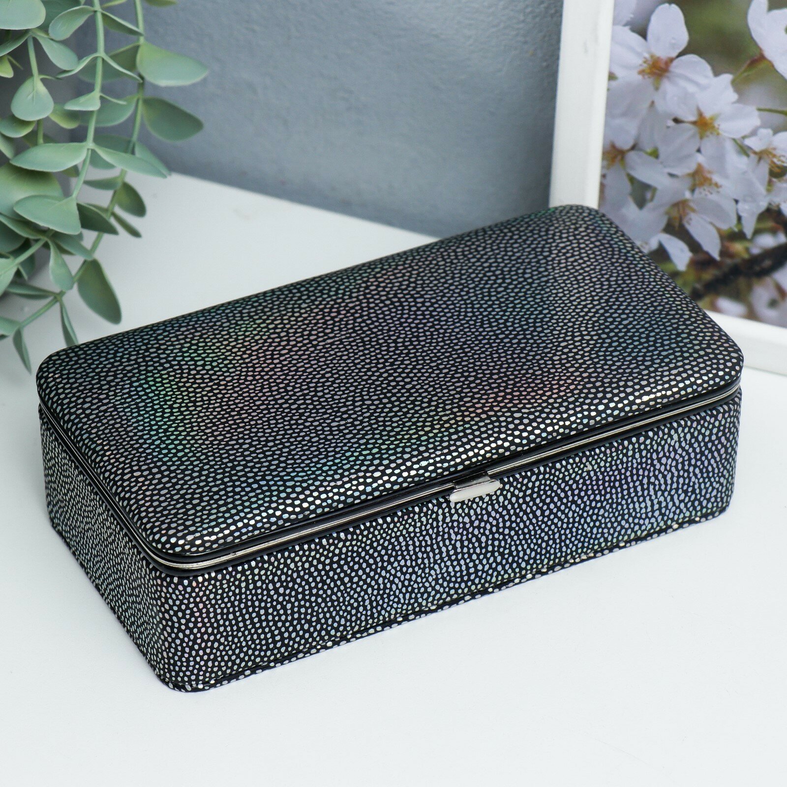 Шкатулка для украшений «Маленькие пятнышки. Синяя голография», с зеркалом, искусственная кожа, 6×9.8×18.5 см