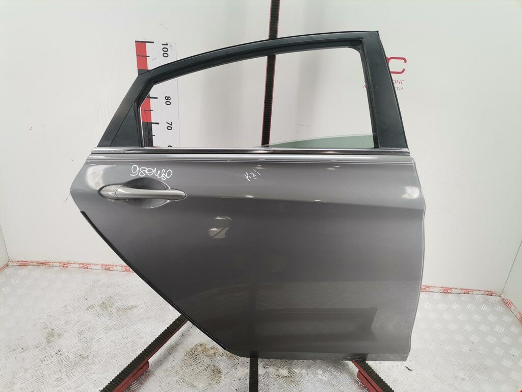 Дверь задняя правая Hyundai Sonata 6 770043Q000 арт. 980480