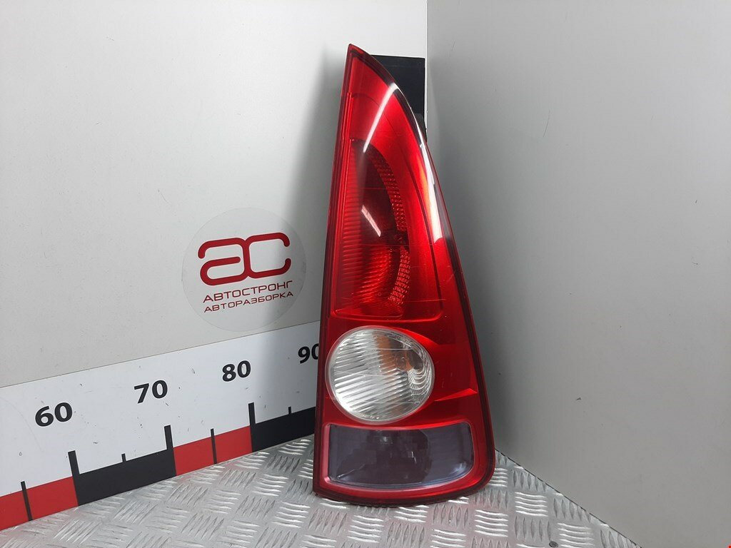 Фонарь задний правый Renault Espace 4 8200027152 арт. 445812