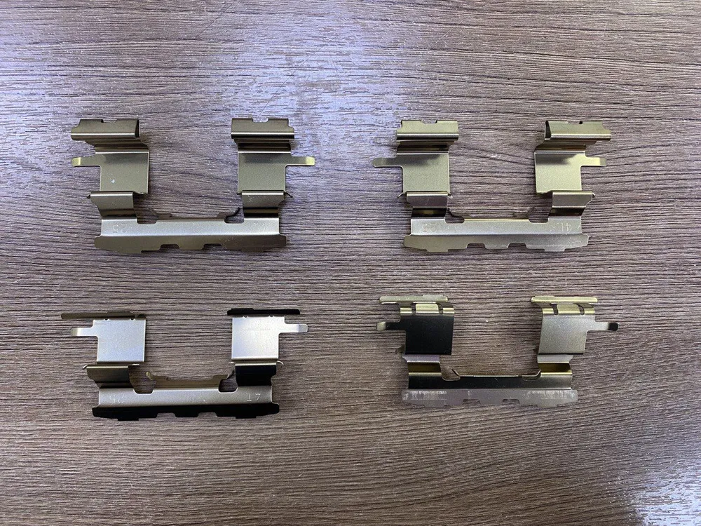 Пружины суппорта переднего (производитель Япония) BYD F3 Lifan Solano Geely Vision FC MK MK Cross GC6 БАЙД Ф3 Лифан Солано Джили Вижн ФС МК МК Крос ДЖИСИ6 БИД Ф3