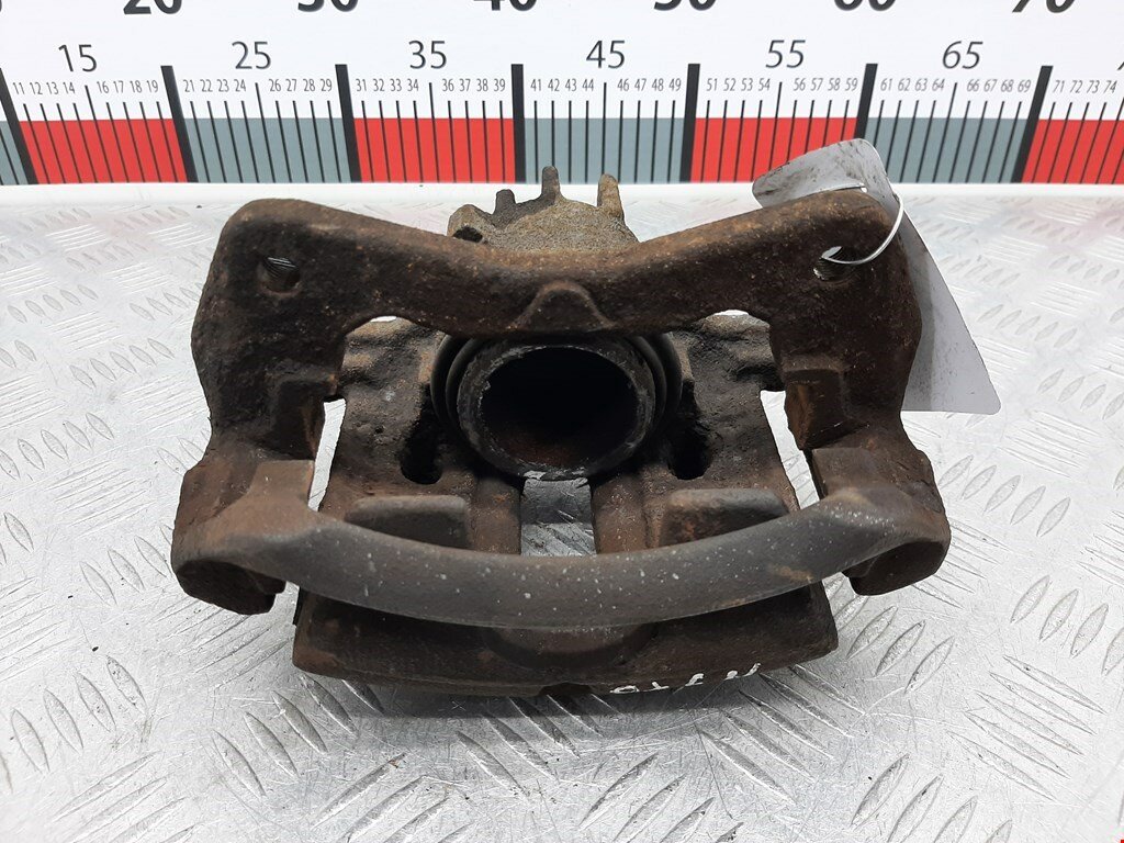Суппорт передний левый Mitsubishi Space_Star 1 MR249222 арт. 2097825