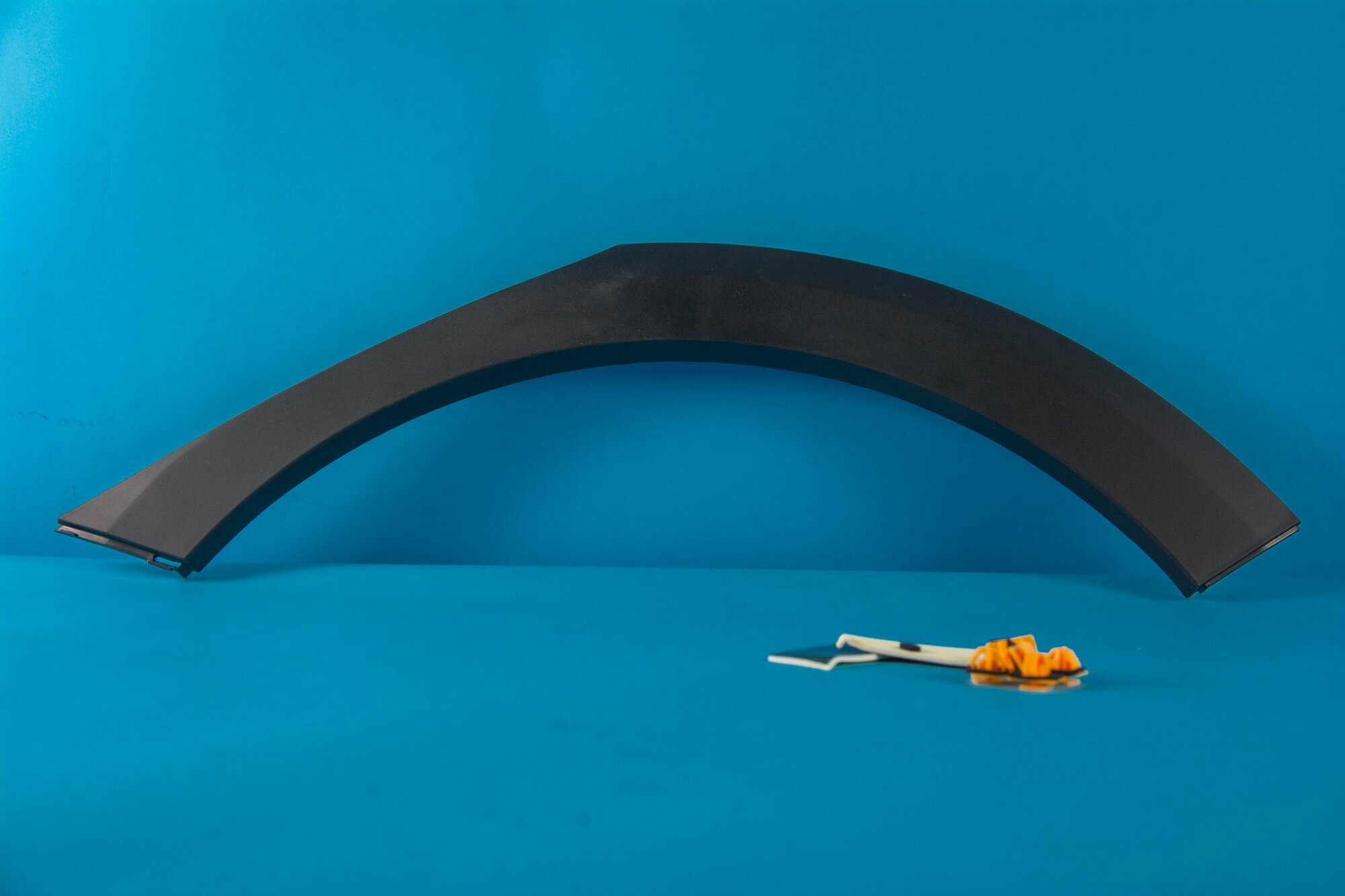 Молдинг крыла заднего левый для автомобиля Kia X Line 2017-2024 Киа Х Лайн 87741H0500 Jorden JH0317KX073L