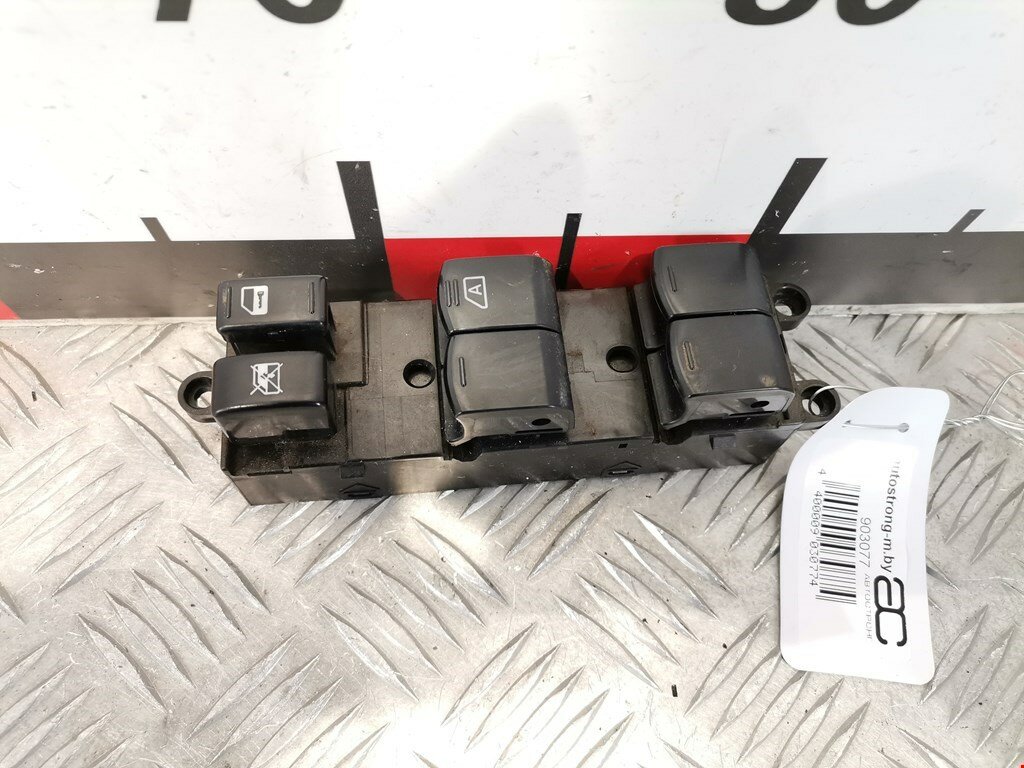 Блок управления стеклоподъемниками Subaru Impreza 3 (GE/GH) 83071FG020 арт. 903077