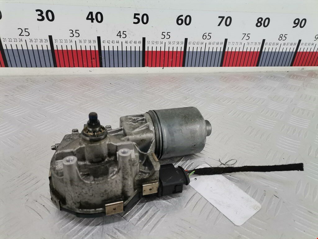 Моторчик стеклоочистителя передний Opel Astra J 13262436 арт. 1672888