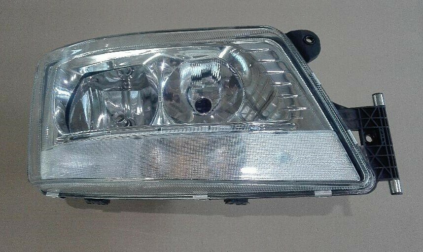 Фара правая MAN (Ман) TGX 07-14 (SK-4960123-01)