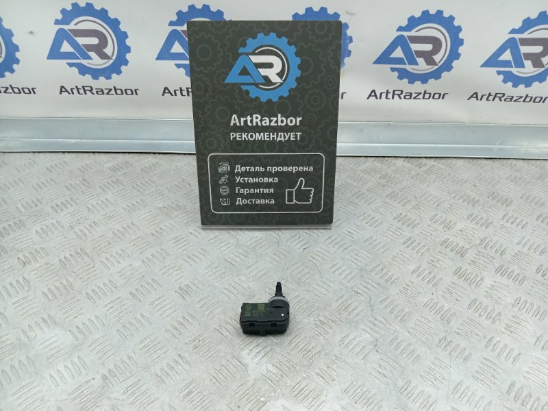 Б/У Моторчик корректора фары Skoda Rapid NH3 / Шкода Рапид NH3 1.6 CFN 105Л.С. лифтбек 2015
