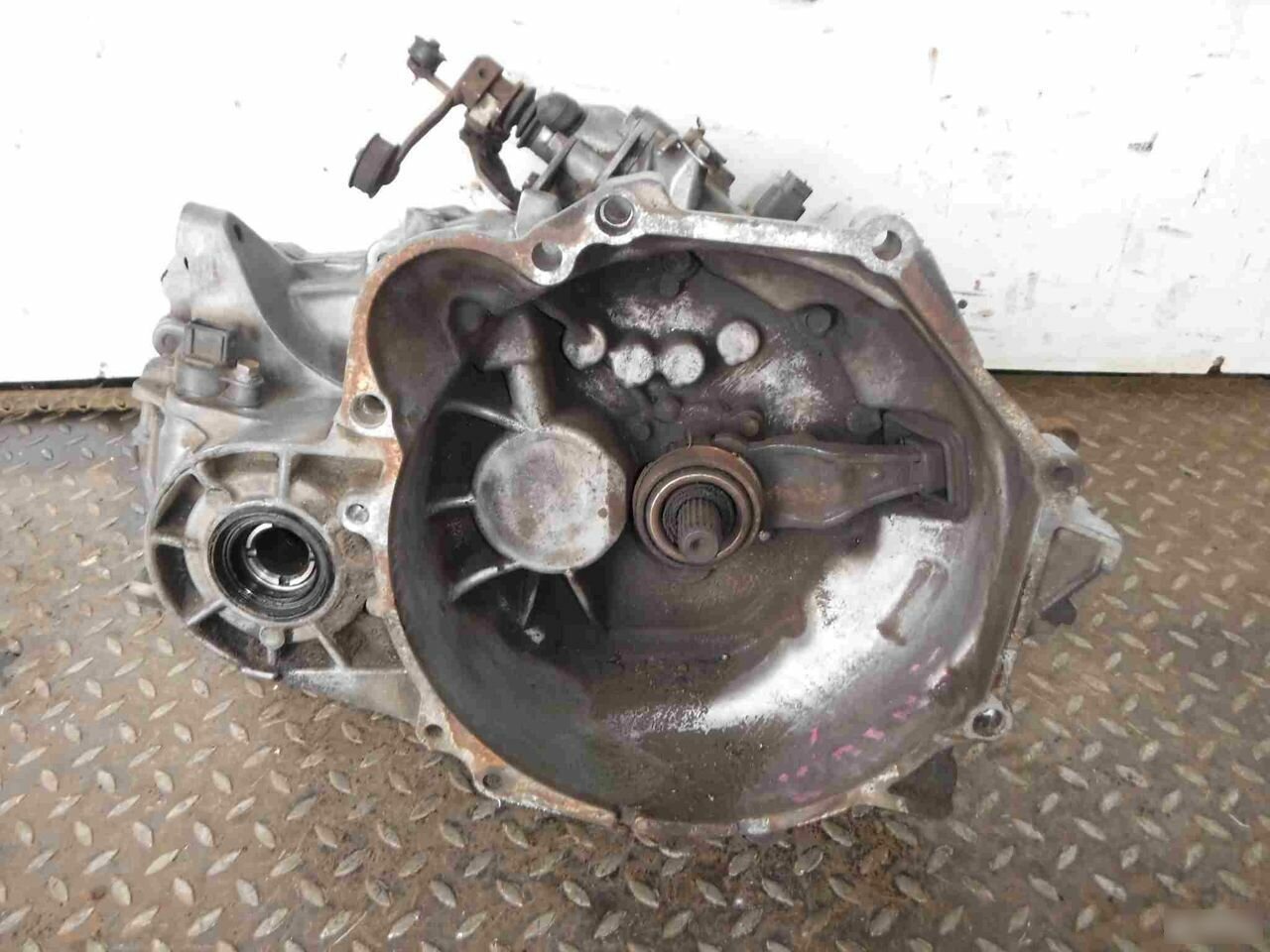 МКПП (механическая коробка переключения передач) Mitsubishi Colt CJ0 (1995—2003) MD976455