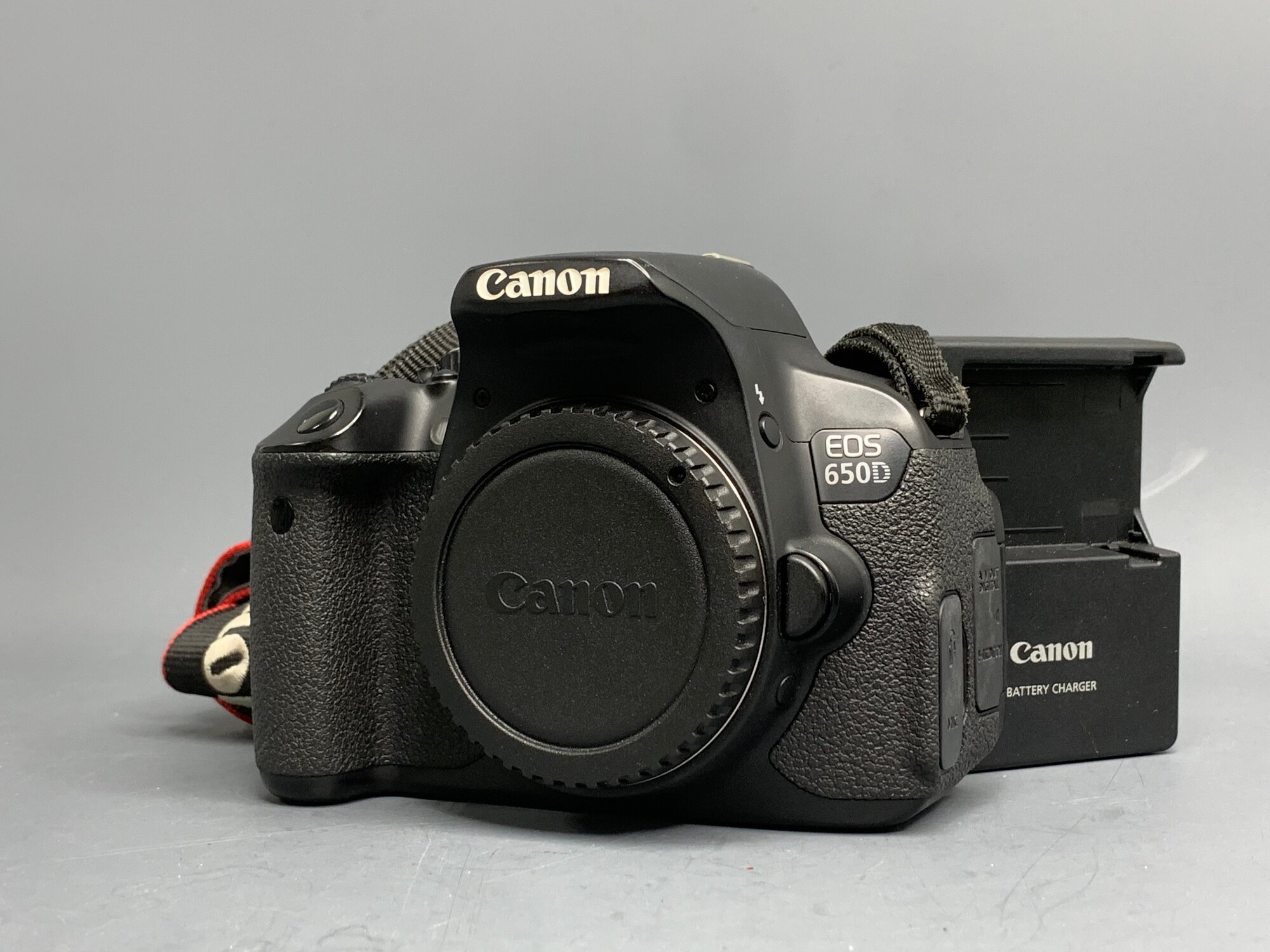 Canon EOS 650D 70.000 кадров