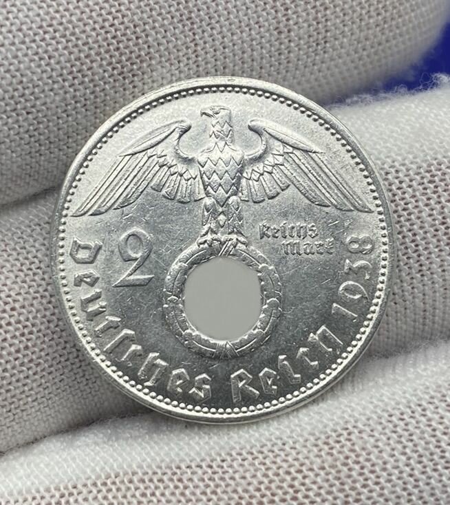 AU+! 2 Рейхсмарки Гинденбург 1938г, двор B (Вена), погодовка рейсхмарок (нумизматический материал, не является пропагандой)