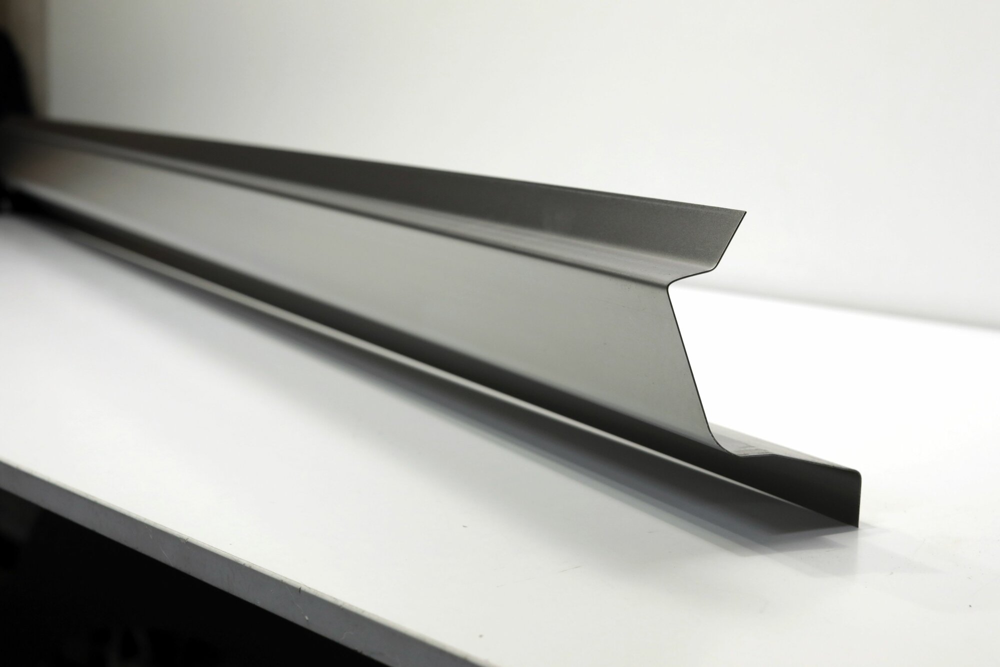 Порог ремонтный правый + усилитель для Ford Mondeo III 2000-2007 тип кузова лифтбек (форд мондео 3), оцинкованная цинк сталь 1 мм