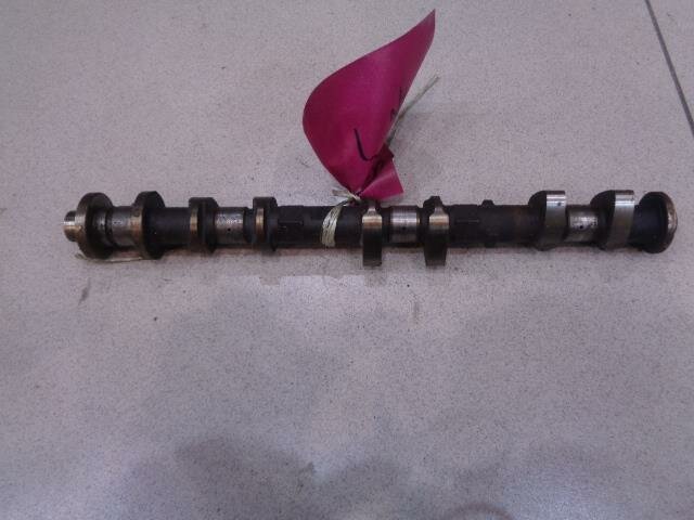 Распредвал впускной от Infiniti M Y50 2004-2010