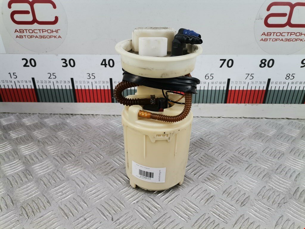Насос топливный Volkswagen Golf 4 1J0919087J арт. 2156623