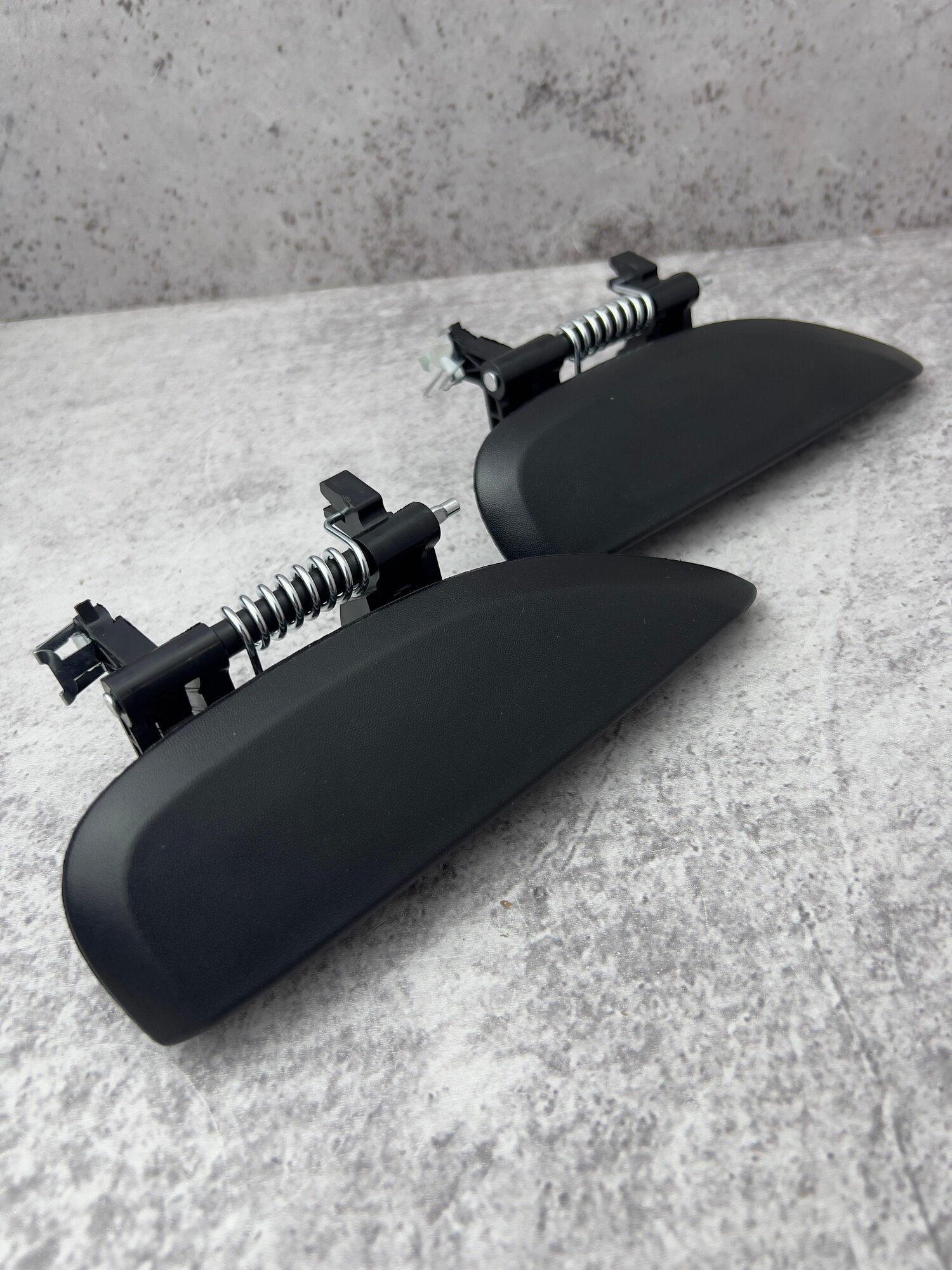 2 штуки. Ручки двери правые наружные. 806067028R. Внешняя передняя и задняя. Для Рено Логан 2 Дастер Сандеро 2. Renault Duster, Logan II, Sandero.