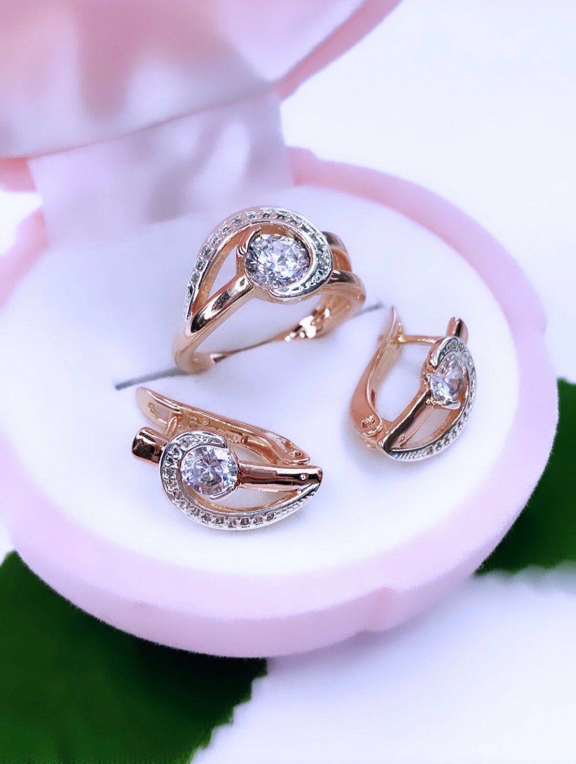 Комплект бижутерии