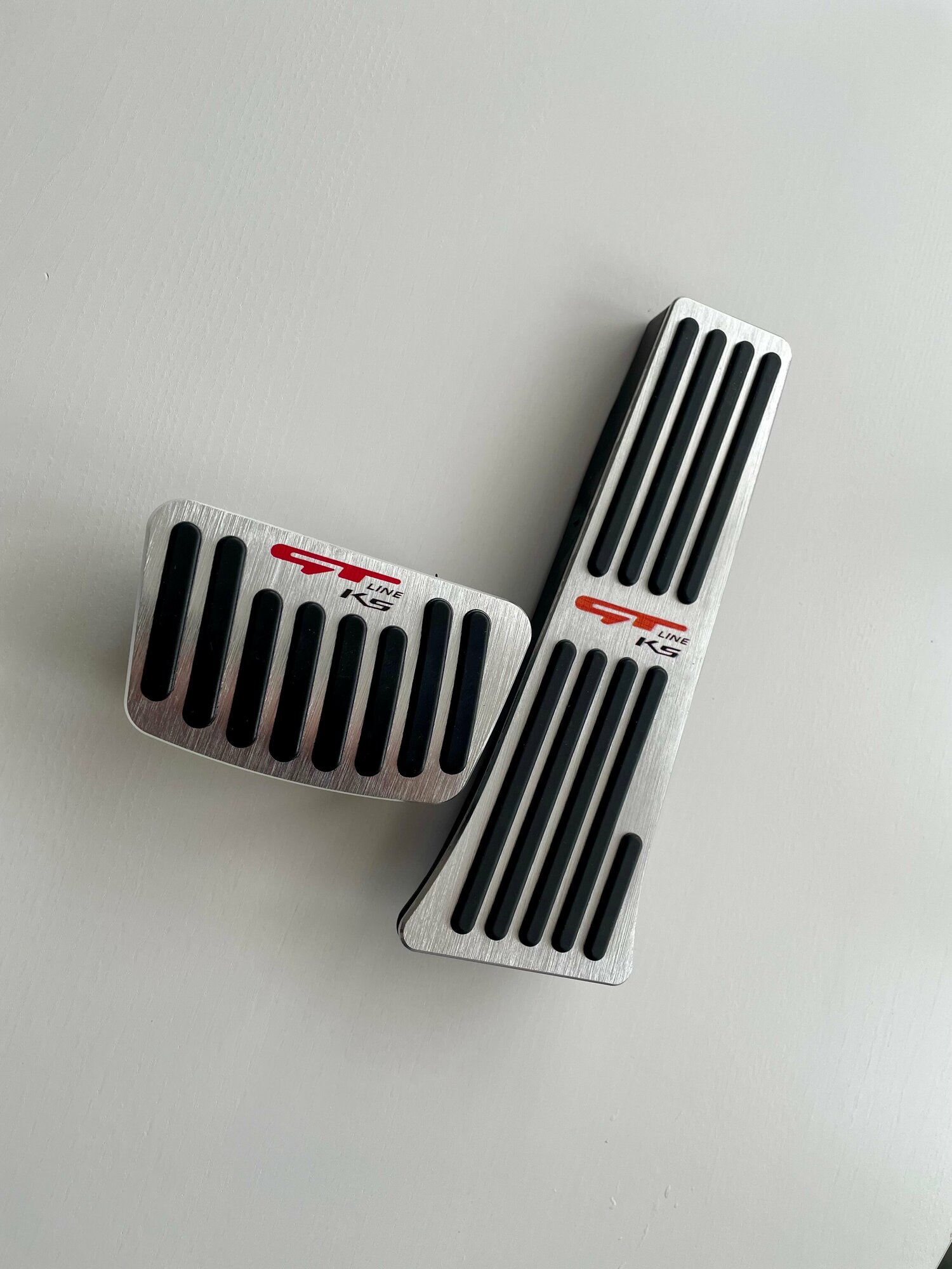 Накладки на педали KIA/Hyundai